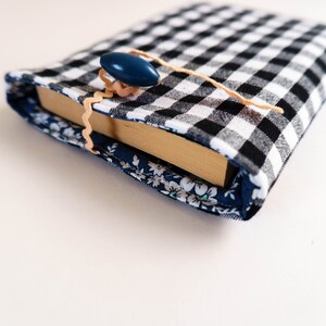 Book Sleeve Sewing Pattern in 3 Sizes: Padded Tablet or Kindle Case ...