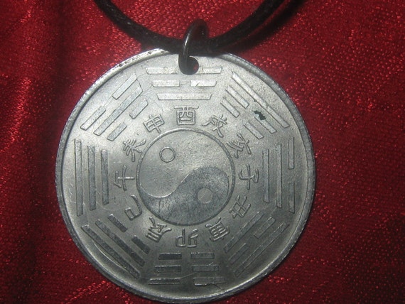 Vintage Year of Chinese Dragon Ying And Yang Coin Pen… - Gem