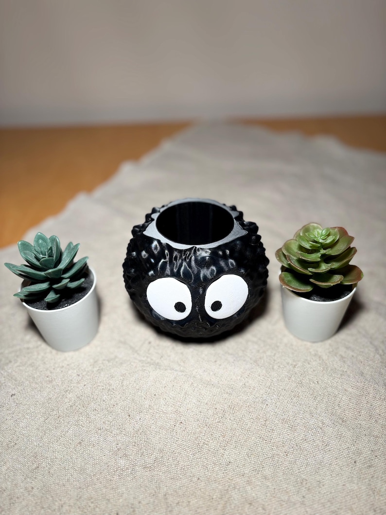 Susuwatari Pot – Spirited Away Inspired | Anime Decor for Succulents ...