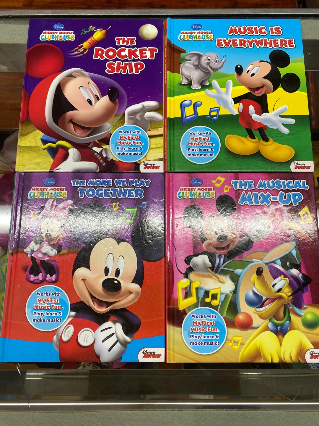 Mikey Mouse Clubhouse Music is Everywhere Series | Disney Junior Book ...