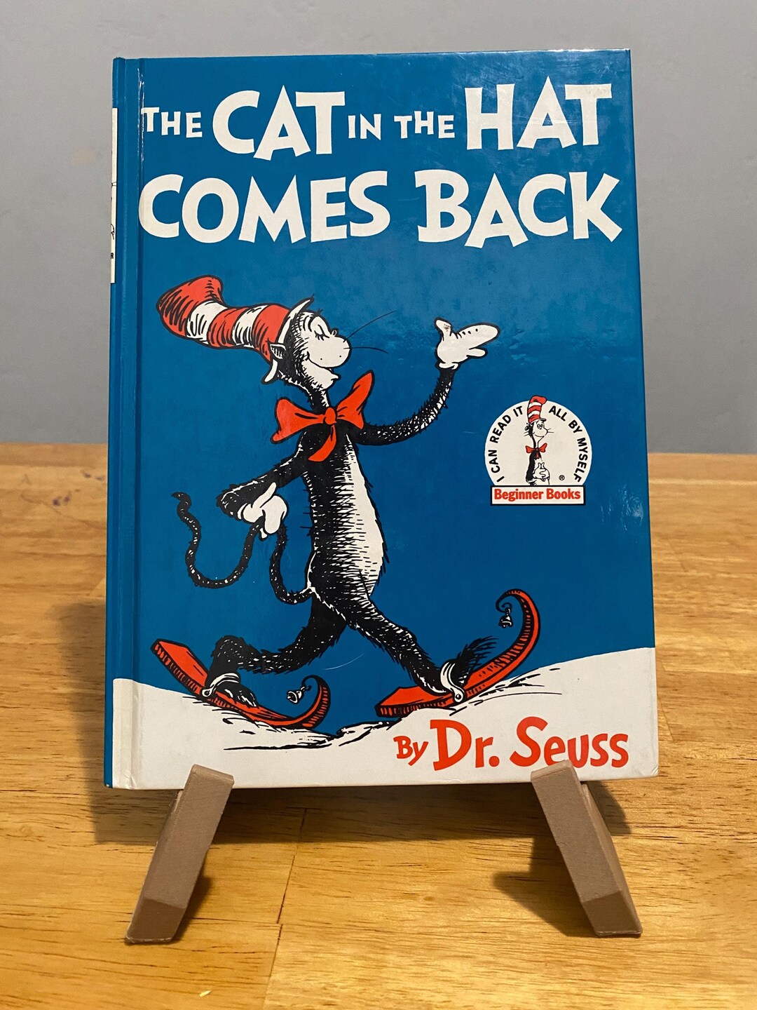 The Cat in the Hat Comes Back, by Dr. Seuss | Children's Literature ...