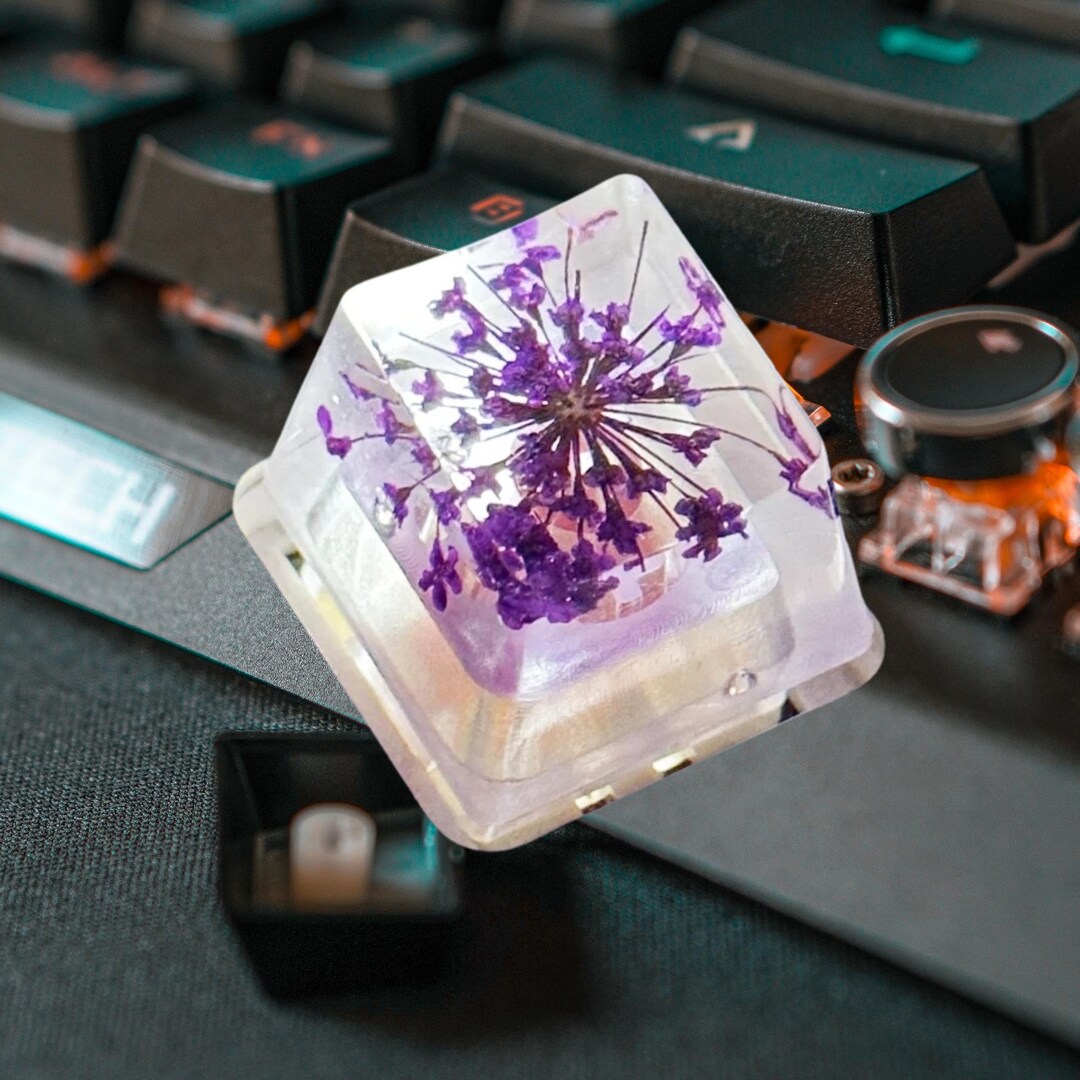 DIY Dry Flower Keycaps for Mechanical Keyboards - Handmade Resin ...