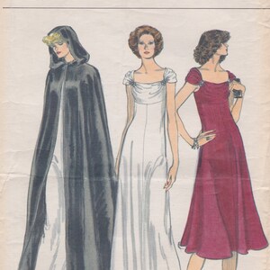 Vogue 9338 / Vintage Sewing Pattern / Cape Cloak Dress Gown / - Etsy