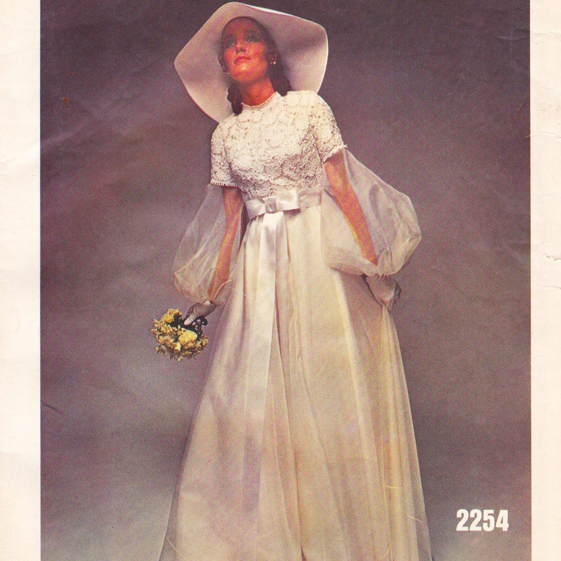 Vintage Special Design Sewing Pattern Vogue 2254 Wedding Dress Bridal ...