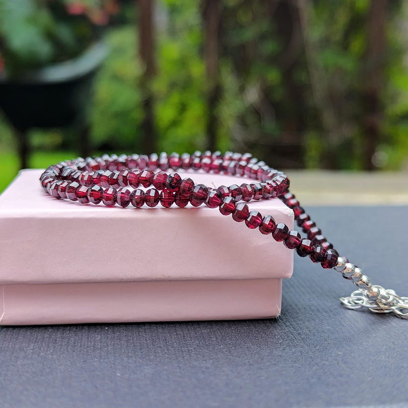 Burgundy Necklaces Uk - Etsy