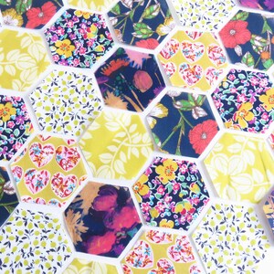 EPP Kit 07 Liberty Lawn 1 Inch English Paper Piecing 48 Hexagon Fabric and Paper Collection ...