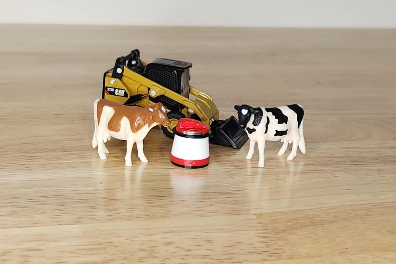 1/64 Scale Robotic Feed Pusher for Farm Toy Displays - Etsy
