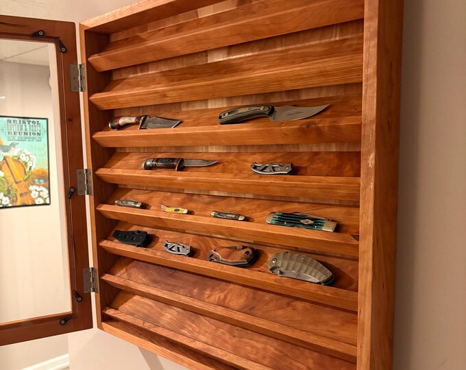 Handmade Knife Display Case - the "tex" - Etsy