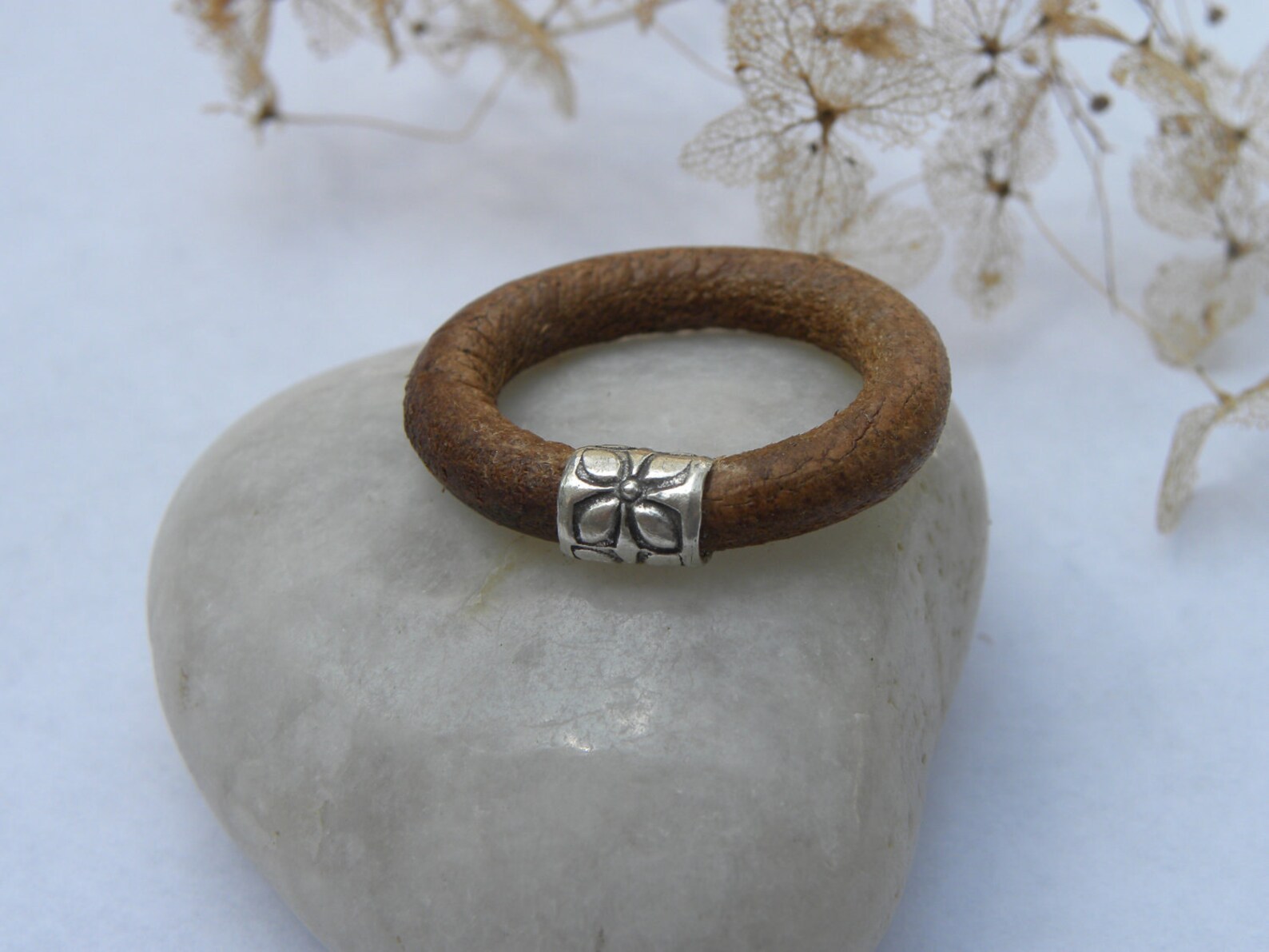 Sterling Silver Leather Ring Urban Modern - Etsy