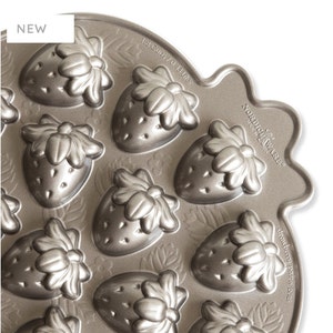 Strawberry Bitelet Pan 92748 - Etsy