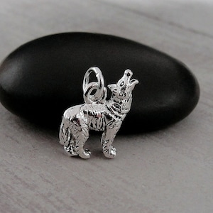 Howling Wolf Charm, Silver 3D Wolf Charm for Necklace or Bracelet ...