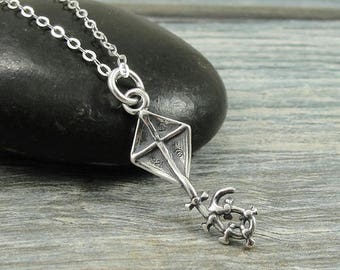 Kite Necklace - Etsy