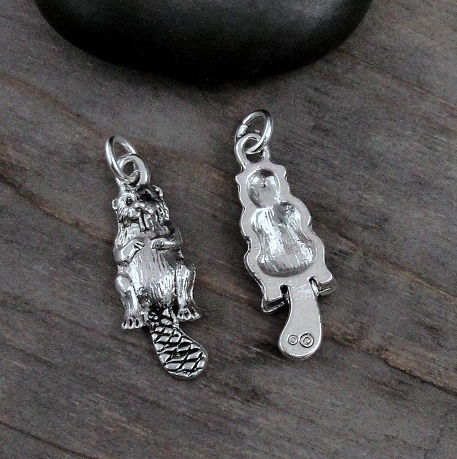 Beaver Charm - Silver Beaver Charm for Necklace or Bracelet - Etsy
