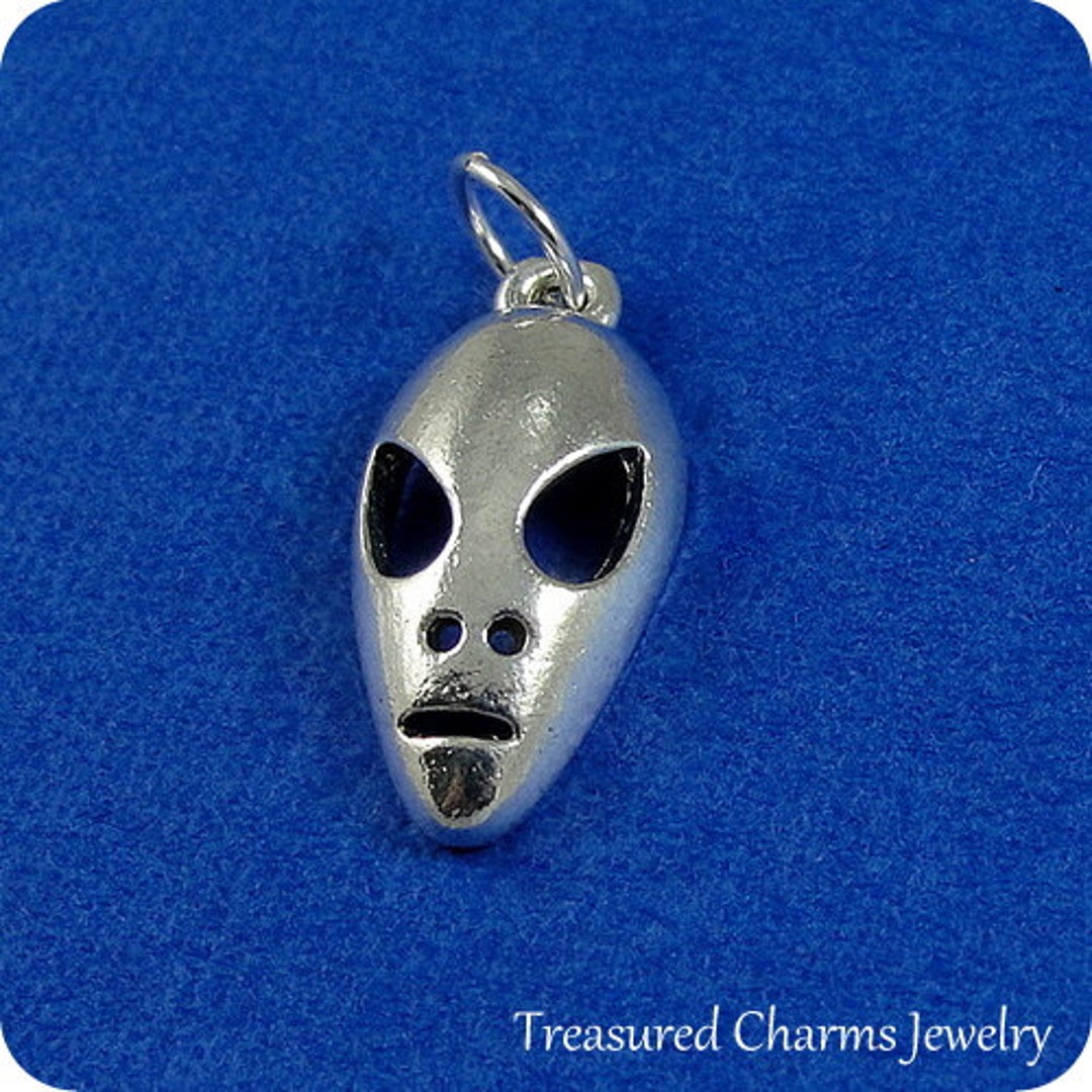 Alien Charm - Silver Plated Alien Charm for Necklace or Bracelet - Etsy
