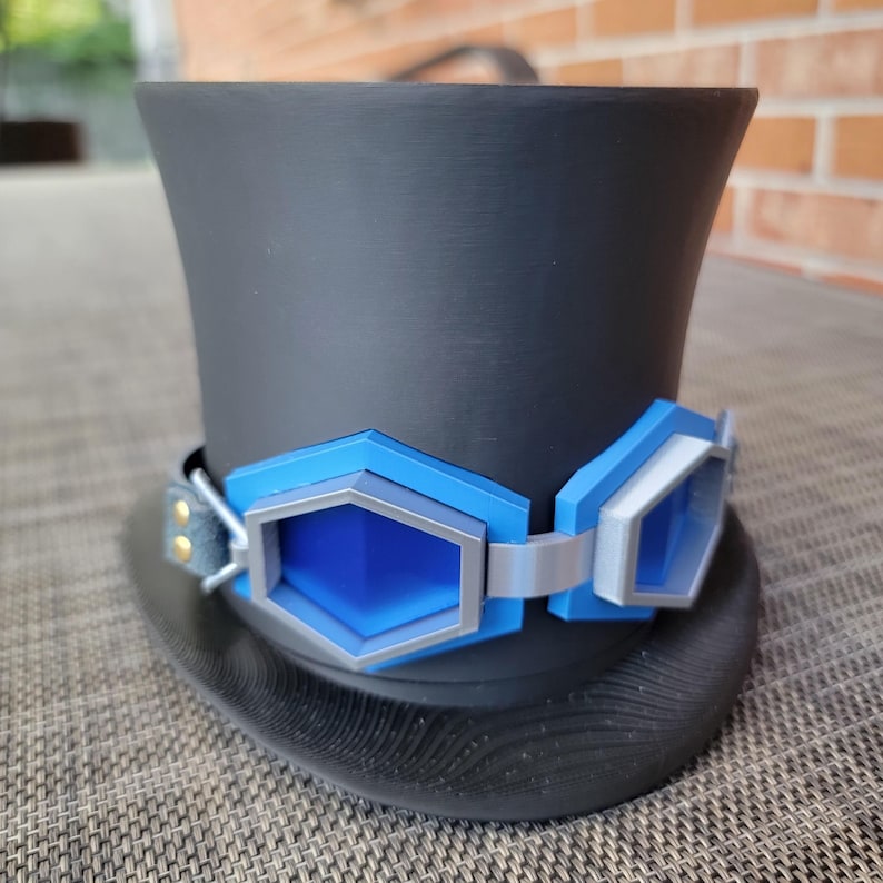 Sabo's Hat MTG Deck Box Holds 100 Double Sleeved Cards & Dice - Etsy