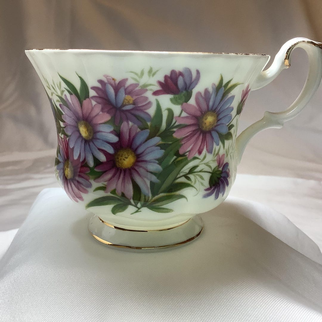 Royal Albert Flower of the Month Tea Cup September Michaelmas Daisy ...