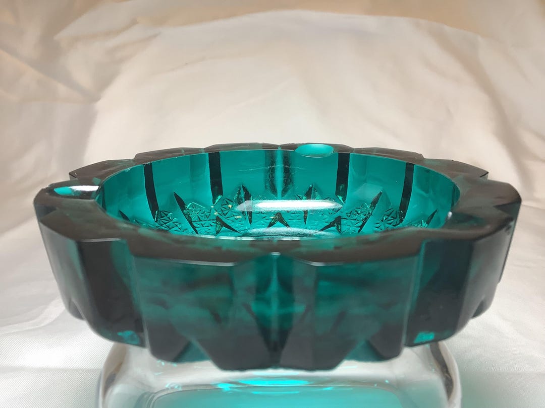 Vintage Ashtray Teal Green Art Glass Ashtray Round Trinket Dish ...