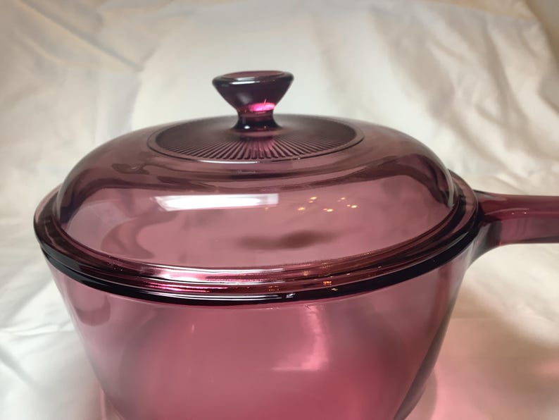 Pyrex Visions Cookware by Corning USA, 1.5 Litre Pot With Lid Cranberry ...