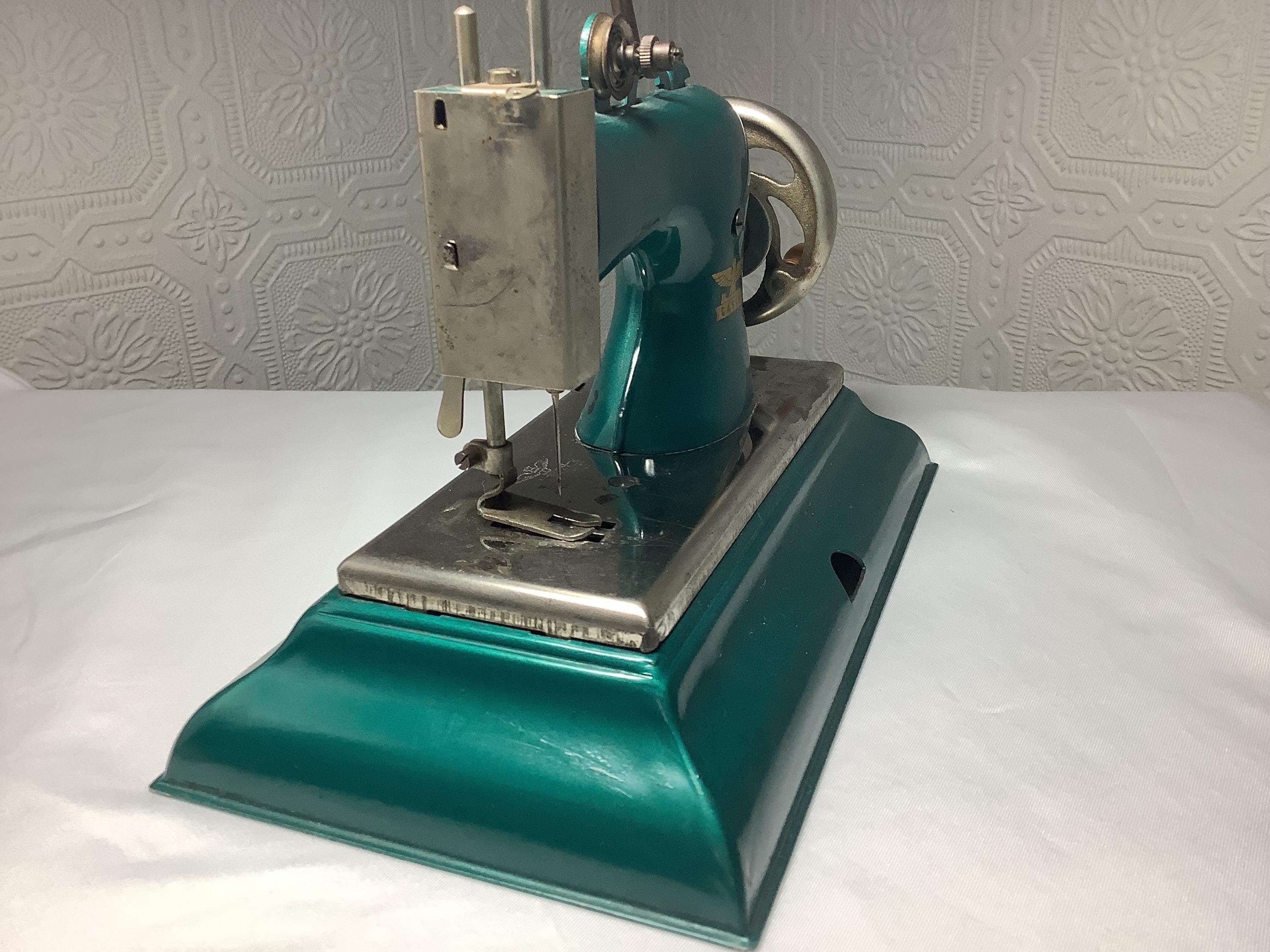 Vintage Casige Toy Sewing Machine, 1940s Made in Germany Childs Teal ...