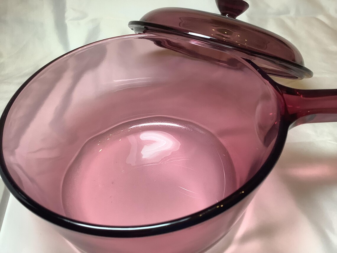 Pyrex Visions Cookware by Corning USA, 1.5 Litre Pot With Lid Cranberry ...