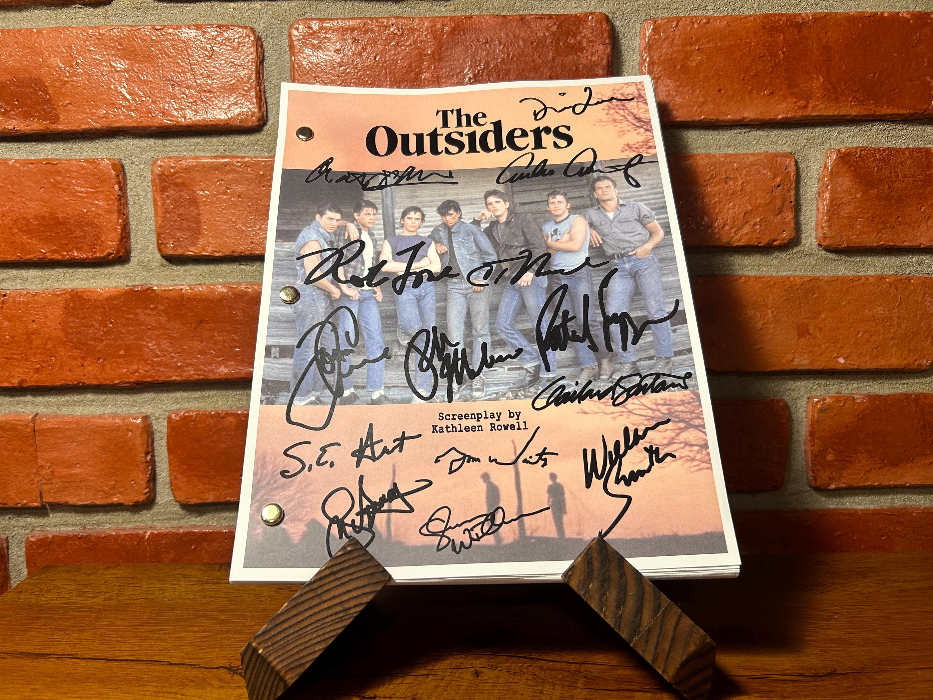 The Outsiders Signed Movie Script Cast Autograph Reprint | Swayze ...