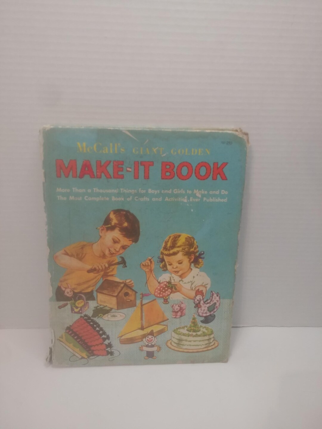Vintage Mccalls Giant Golden Make-it Book,simon & Schuster,1953 ...