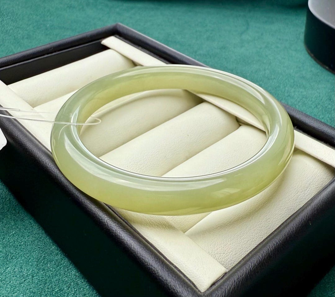 Qing Shui Nephrite Bangle 58.5mm With Certification 0395 晴水手镯 - Etsy