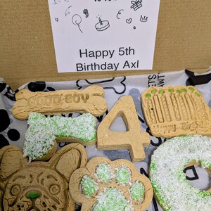 Personalized Dog Birthday Biscuit Box: Handmade Natural Treats Iced Dog ...