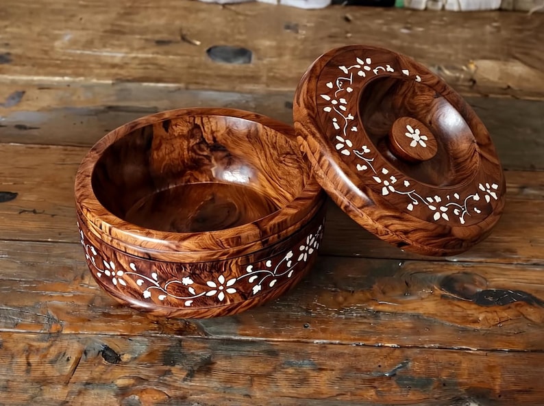Handmade Wooden Chapati Box – Floral Inlay Roti Keeper | Eco-friendly ...