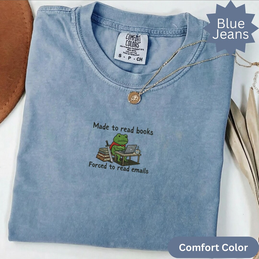 Embroidered Frog Reading T-shirt, Bookworm Librarian Gift - Etsy