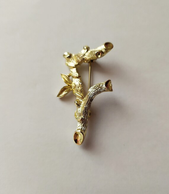 Letter F brooch Sarah Coventry alphabet brooch Gold … - Gem