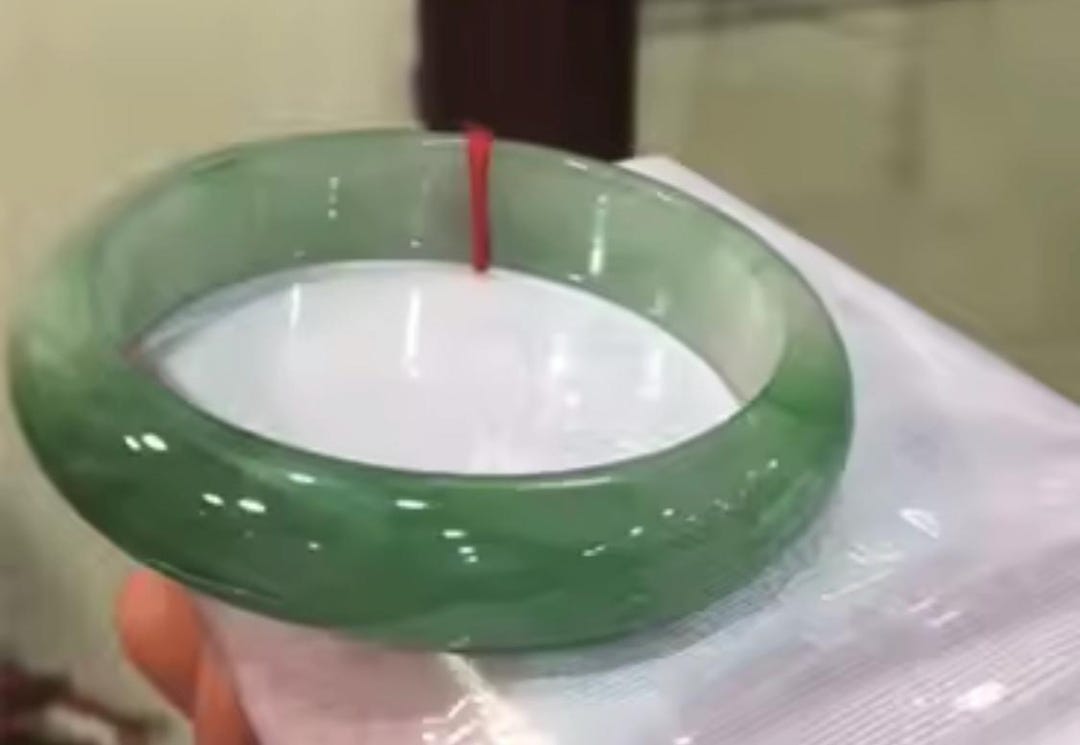 Natural Jade Stone Bangle Jewelry Green Jadeite Jade Grade A Certified ...
