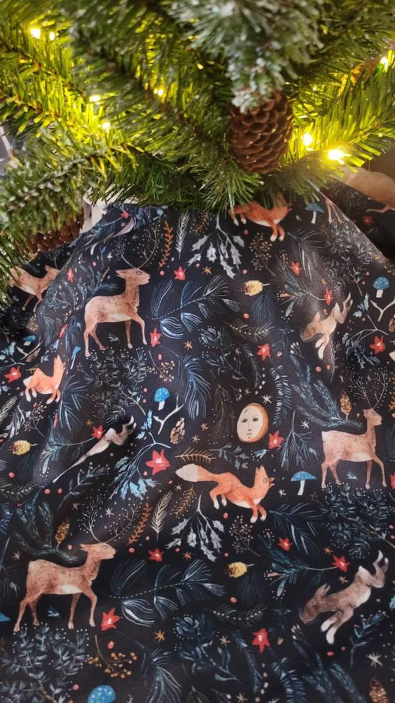 Tree Skirt - Handmade Using "silent Night Midnight" Velvet Fabric ...