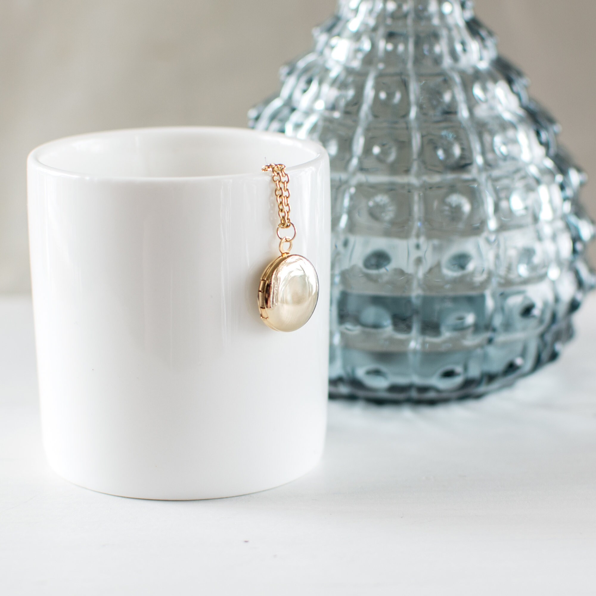 Small Round Locket Necklace Simple Circle Locket Minimalist | Etsy