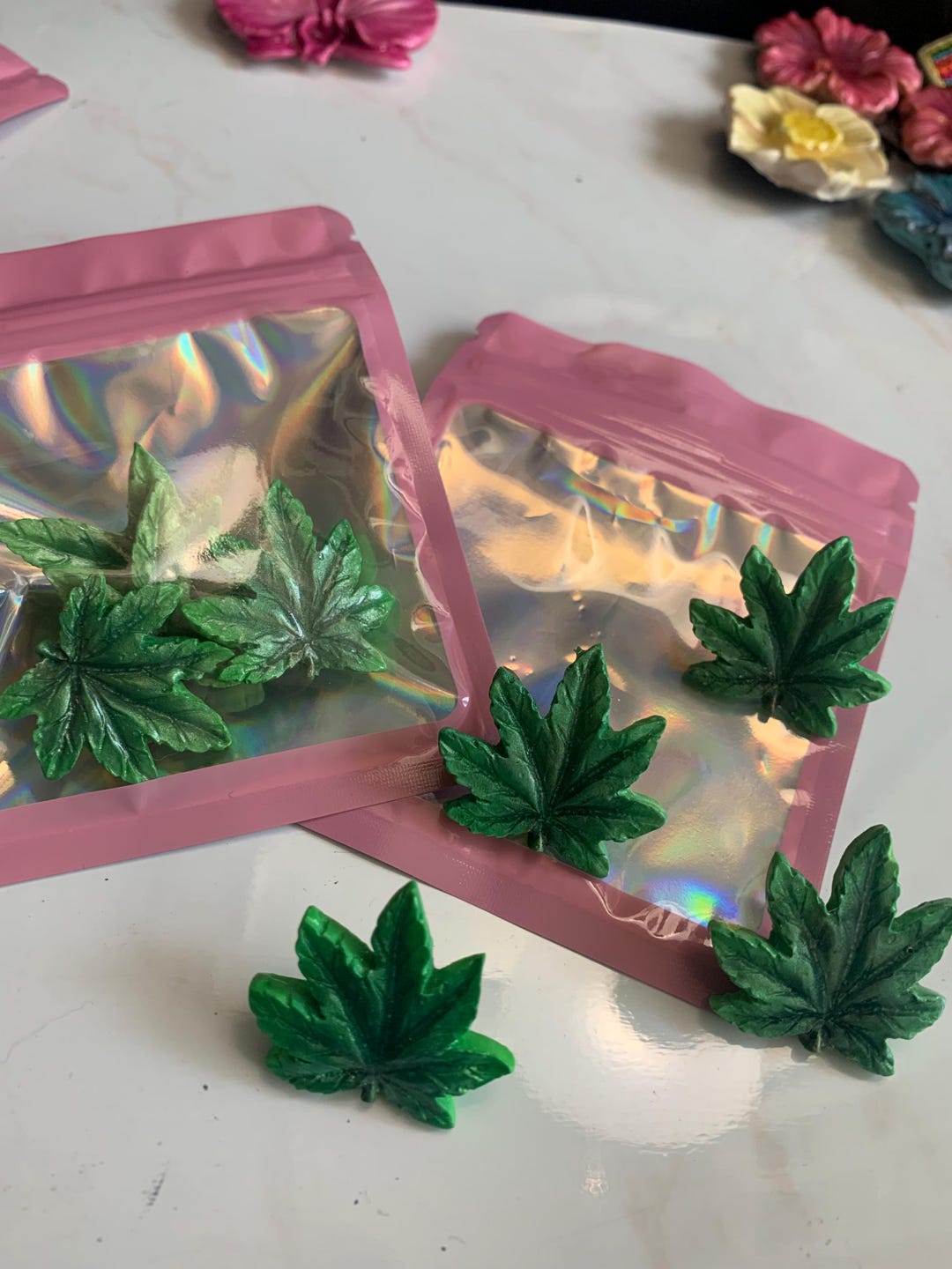 4-pack Cannabis Leaf Push Pins - Pick Your Color! - Etsy