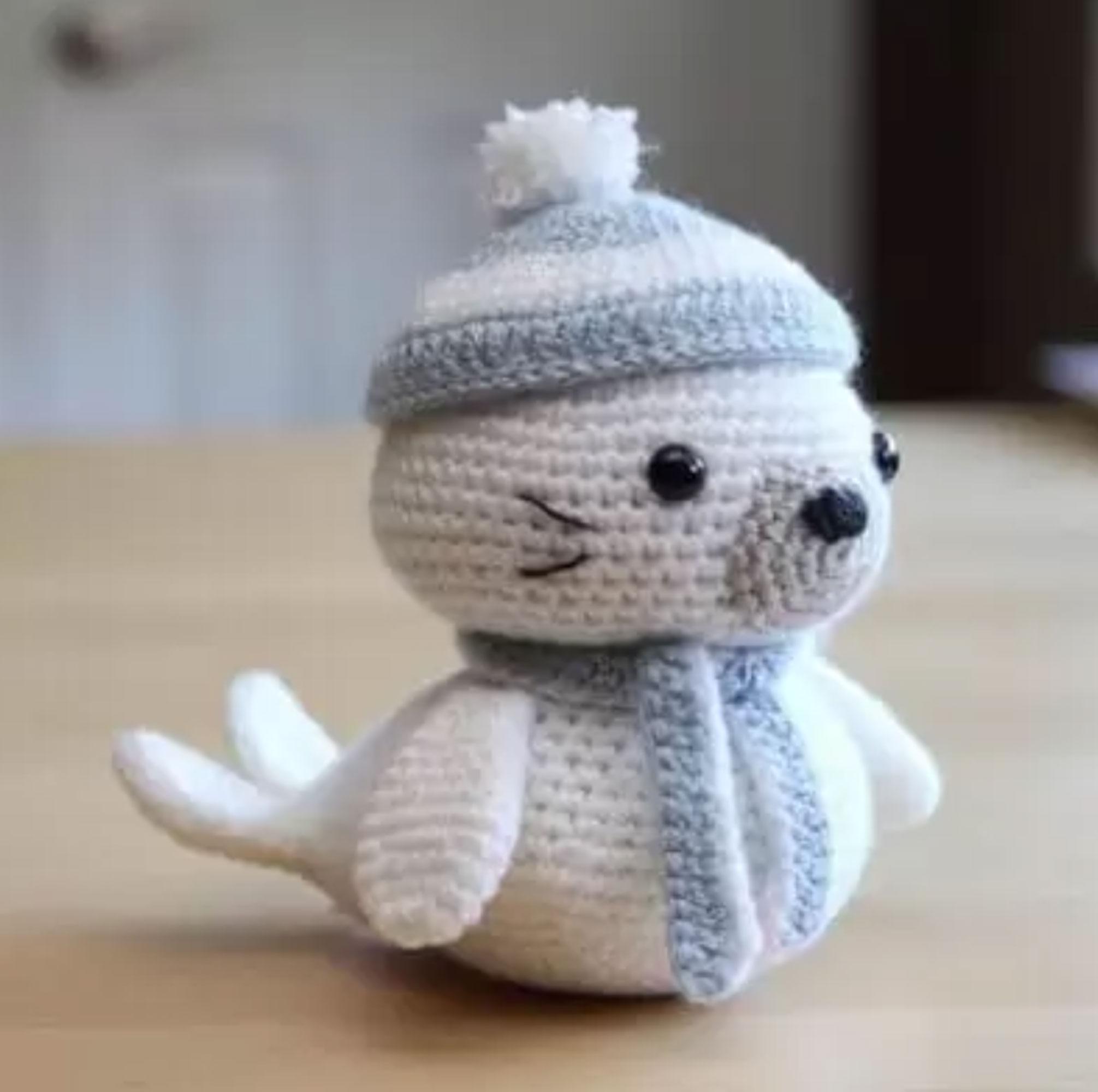 Panttern Sammy the Seal - Etsy