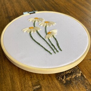 Custom Embroidered Flower Hoop | Wall Decor | Daisy - Etsy