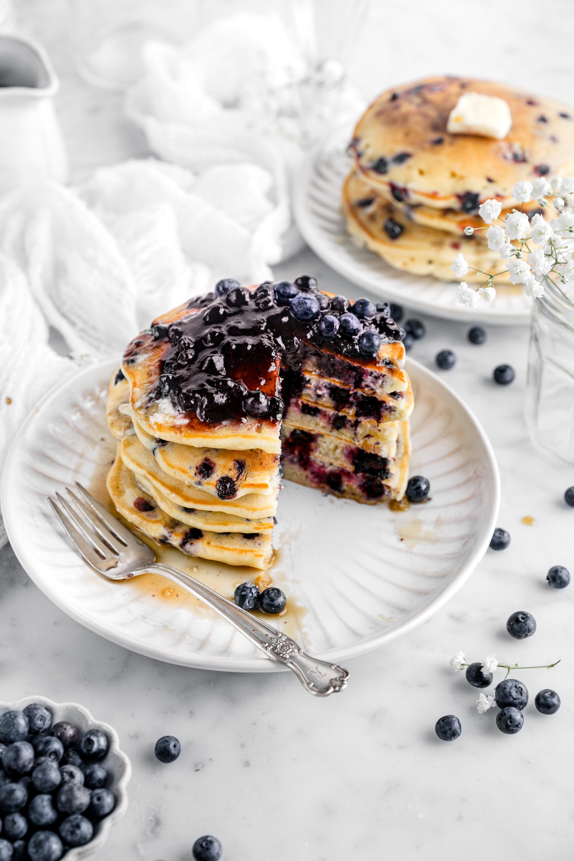 RECIPE: Fluffy Homemade Blueberry Pancakes – the Perfect Breakfast ...