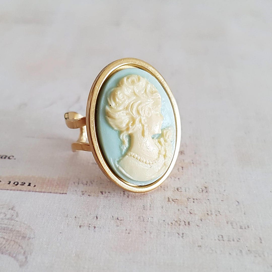 Blue Lady Cameo Ring, Cream and Light Blue Classical Lady, Adjustable ...