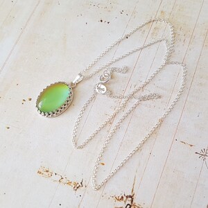 Sterling Silver Mood Necklace, Colour Changing Mood Stone Necklace ...
