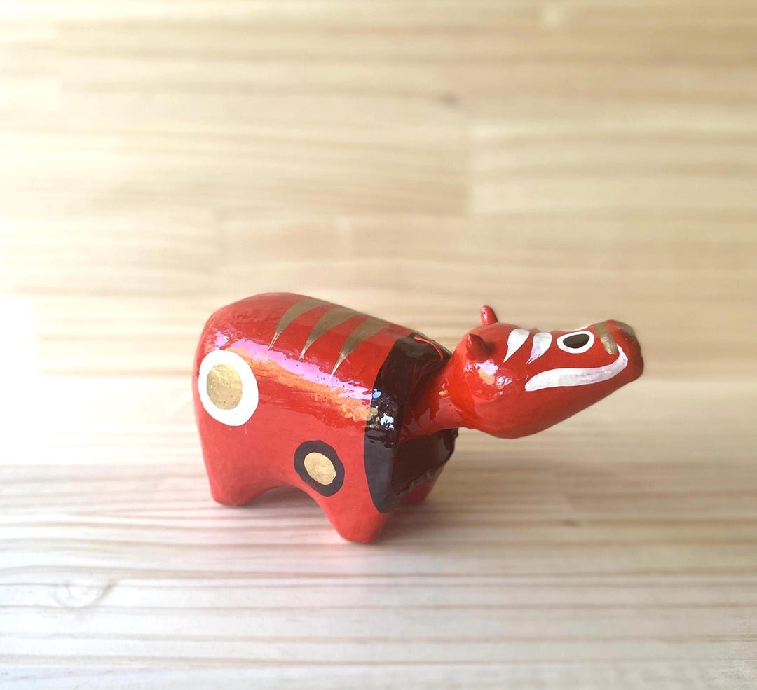 Akabeko Papier-mâché Cow Made in Japan - Etsy