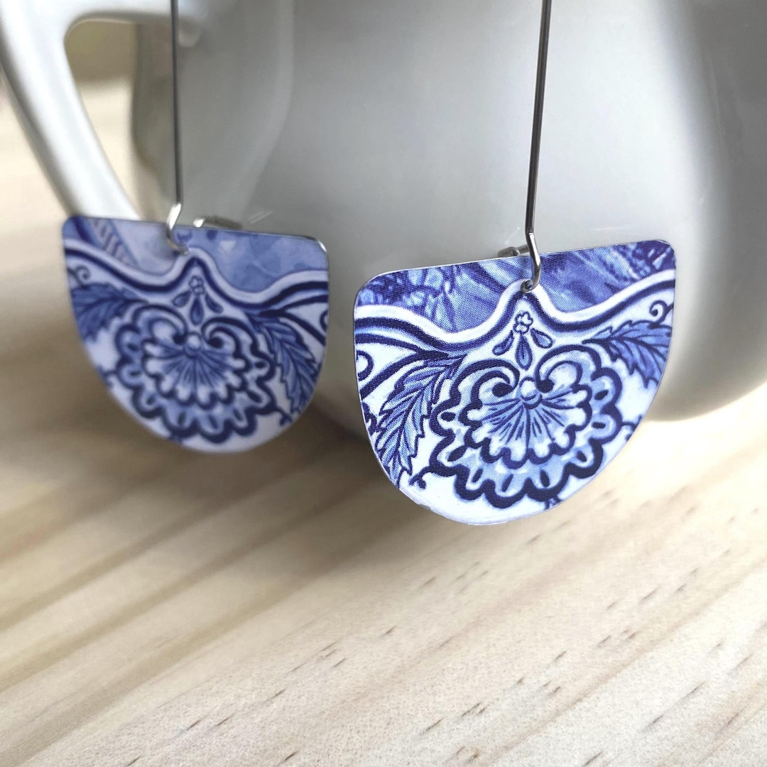 Delft Blue Dutch Inspired Earrings - Etsy