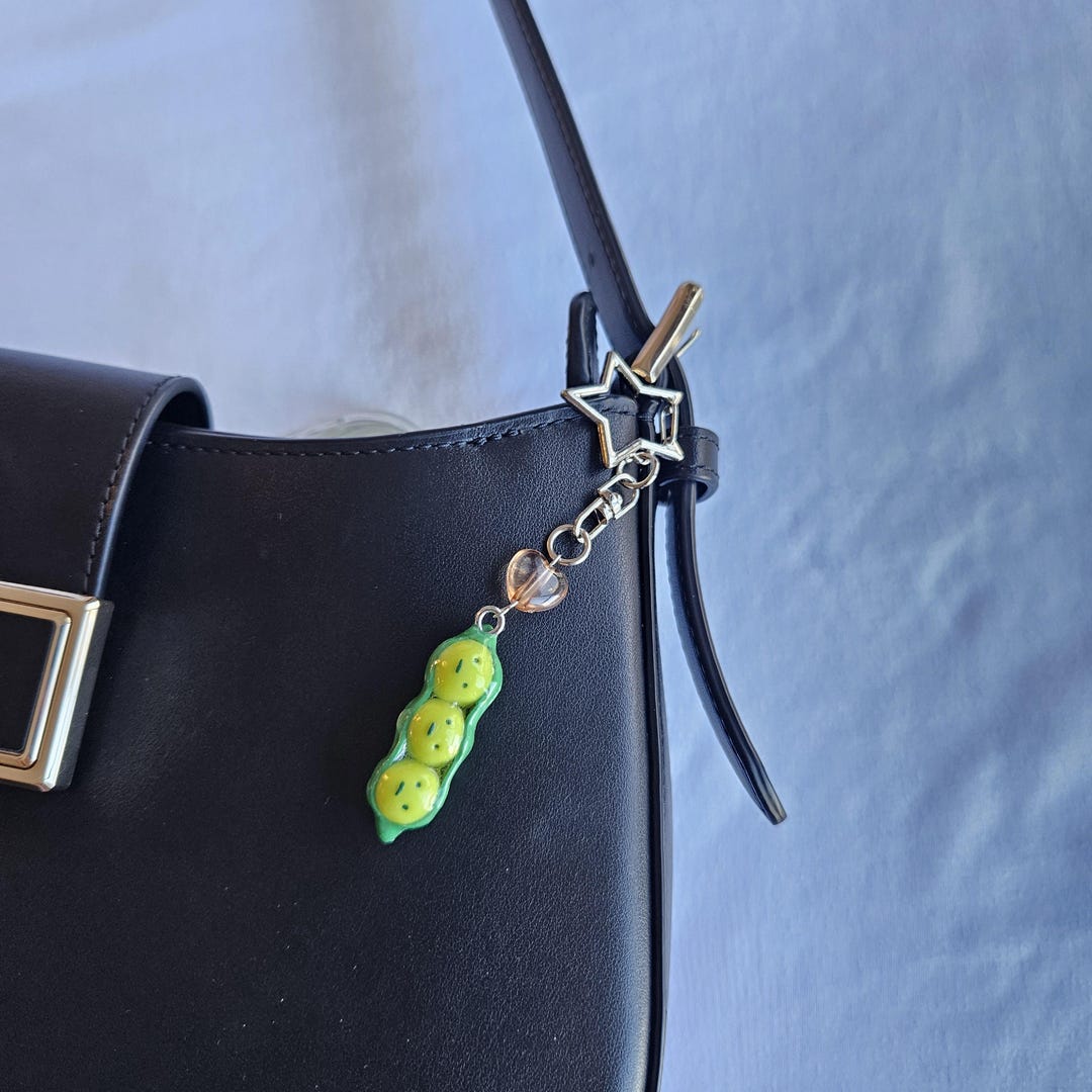 Glow in the Dark Pea Smiski Keychain, Smiski Clay Collection, Handmade ...