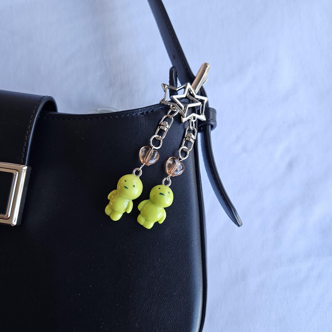 Glow in the Dark Smiski Keychain, Smiski Clay Collection Keychain ...