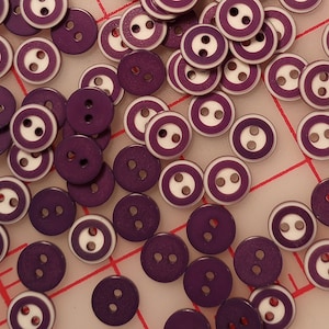 10 Vintage Purple Plum White Doll Buttons Plastic 2 Hole 1/2" Cute ...