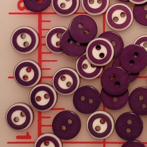 10 Vintage Purple Plum White Doll Buttons Plastic 2 Hole 1/2" Cute ...