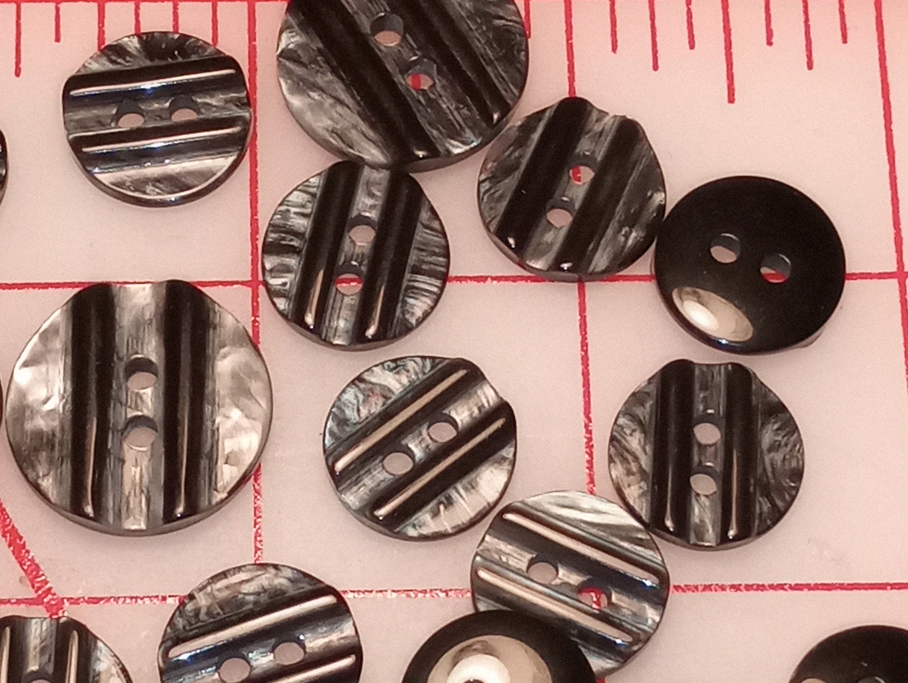 15 SMALL Vintage Italian Buttons Pearlized Grey and Black Plastic ...