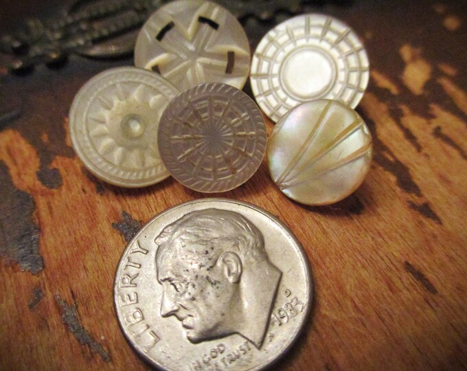 5 Vintage Mother of Pearl Shell Carved Buttons Metal Shank Stunning ...