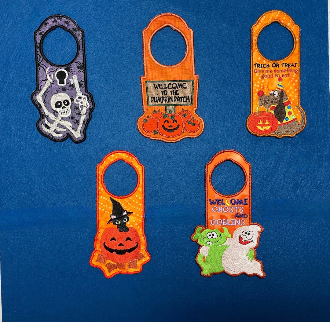 Halloween Door Hanger, 7 Different Door Hangers Halloween Decor ...