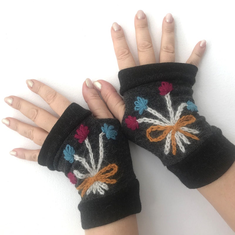Embroidery Gloves - Etsy